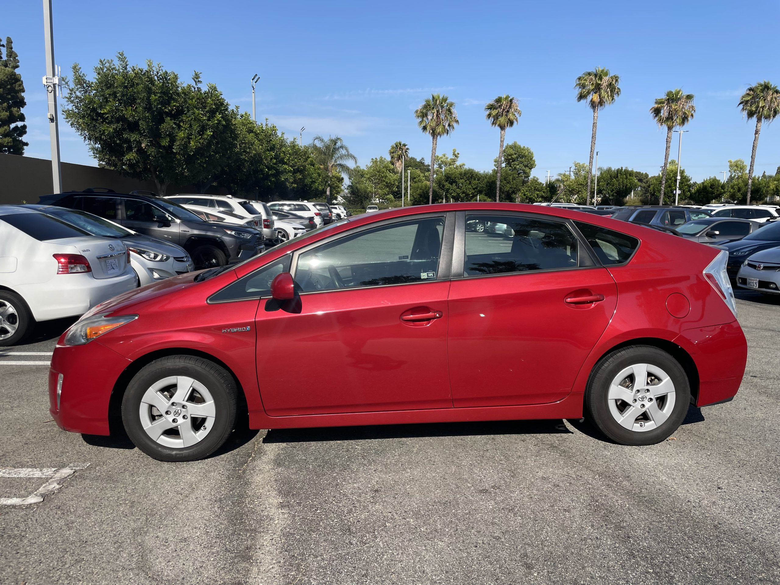 2010 TOYOTA PRIUS Apple Car Play & Back camera 付き – LA Car Lease